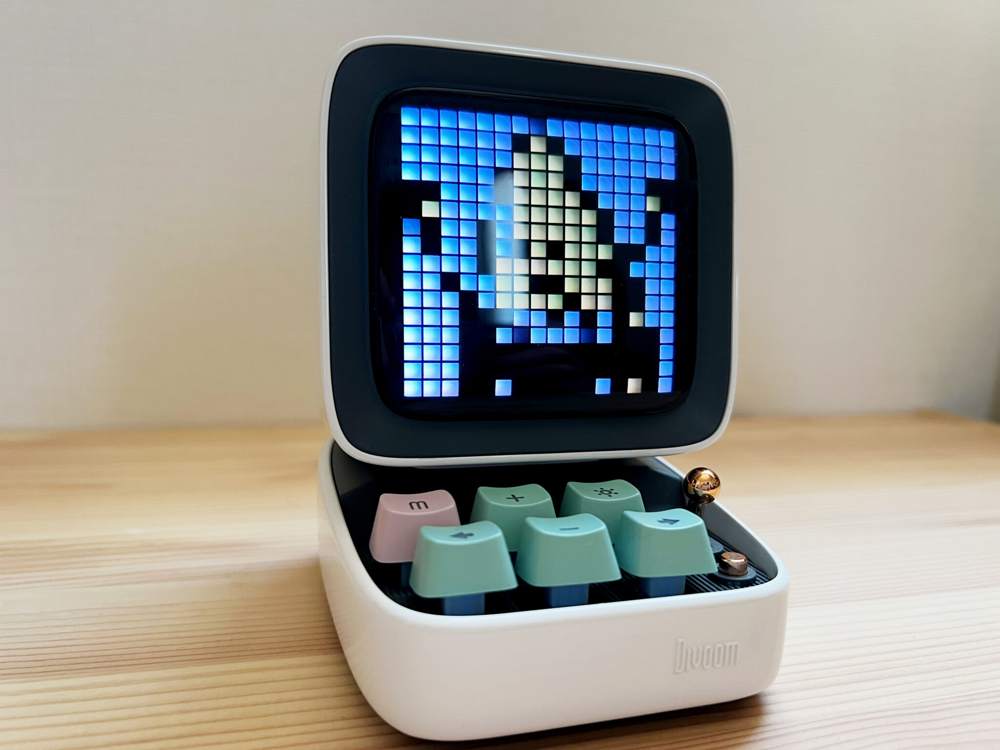 Divoom Ditoo-Pro レビュー / かわいいピクセルアートスピーカー